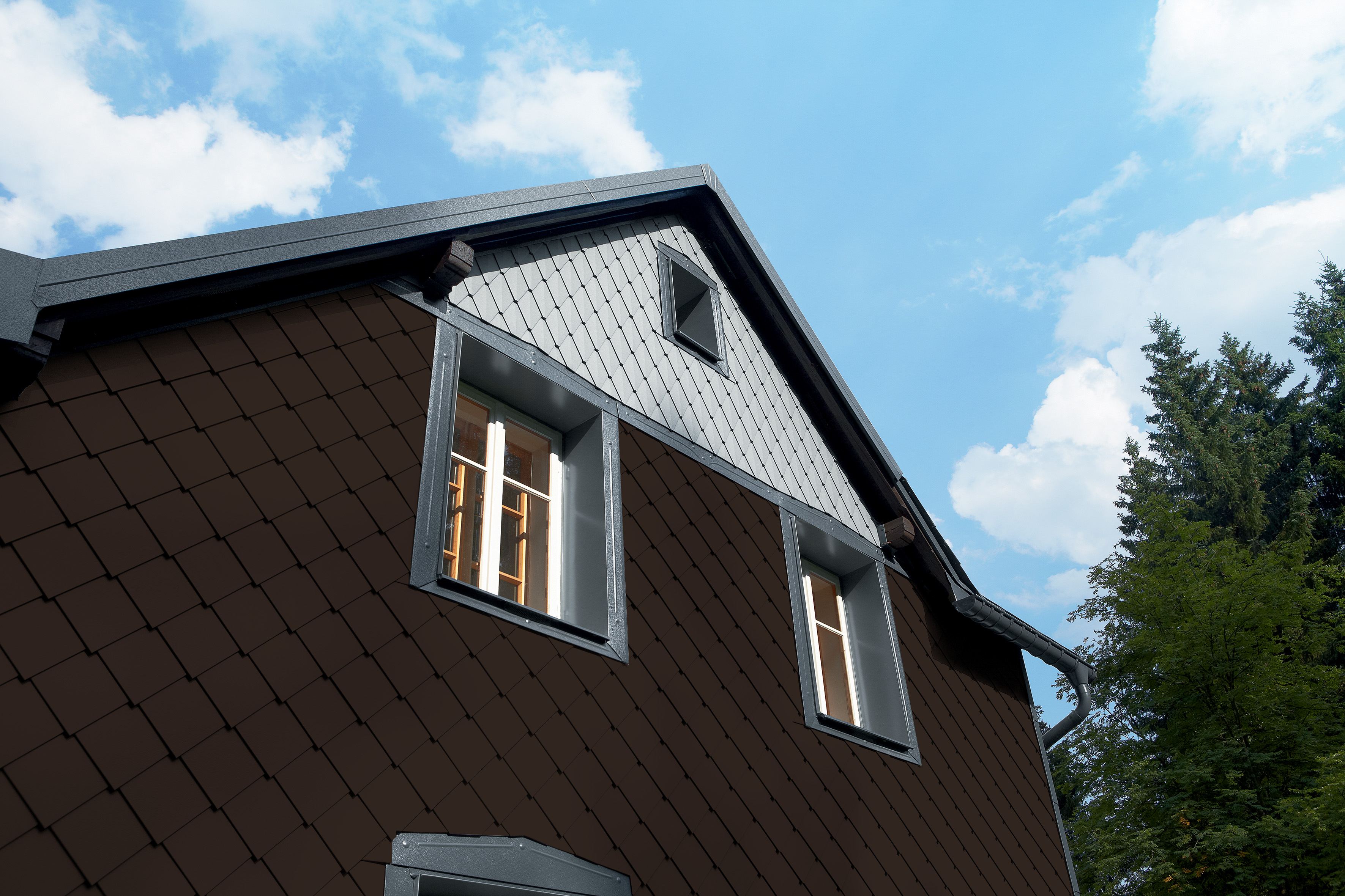 Rhomboid façade tile 20 × 20 | PREFA